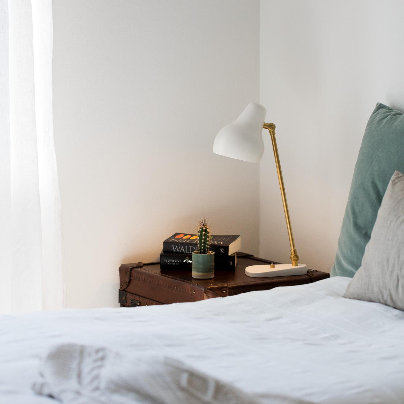 VL38 Table Lamp | ‎Minimalist Table Lamp | Ping Lighting